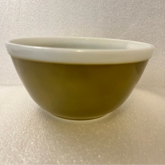 Pyrex | Kitchen | Vintage Pyrex Olive Green Americana 42 Mixing Bowl 5 ...